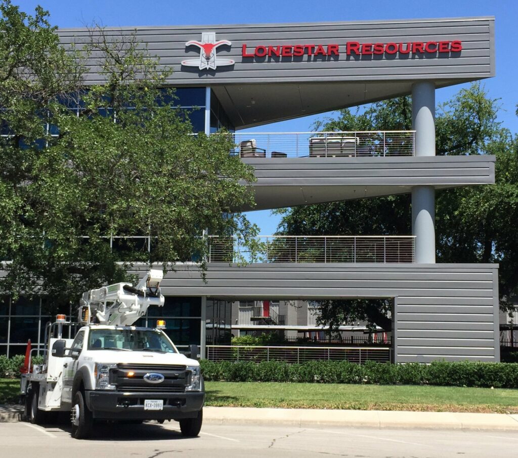 Lonestar Resources Fresh New Signage in Fort Worth | Cowtown Graphic ...