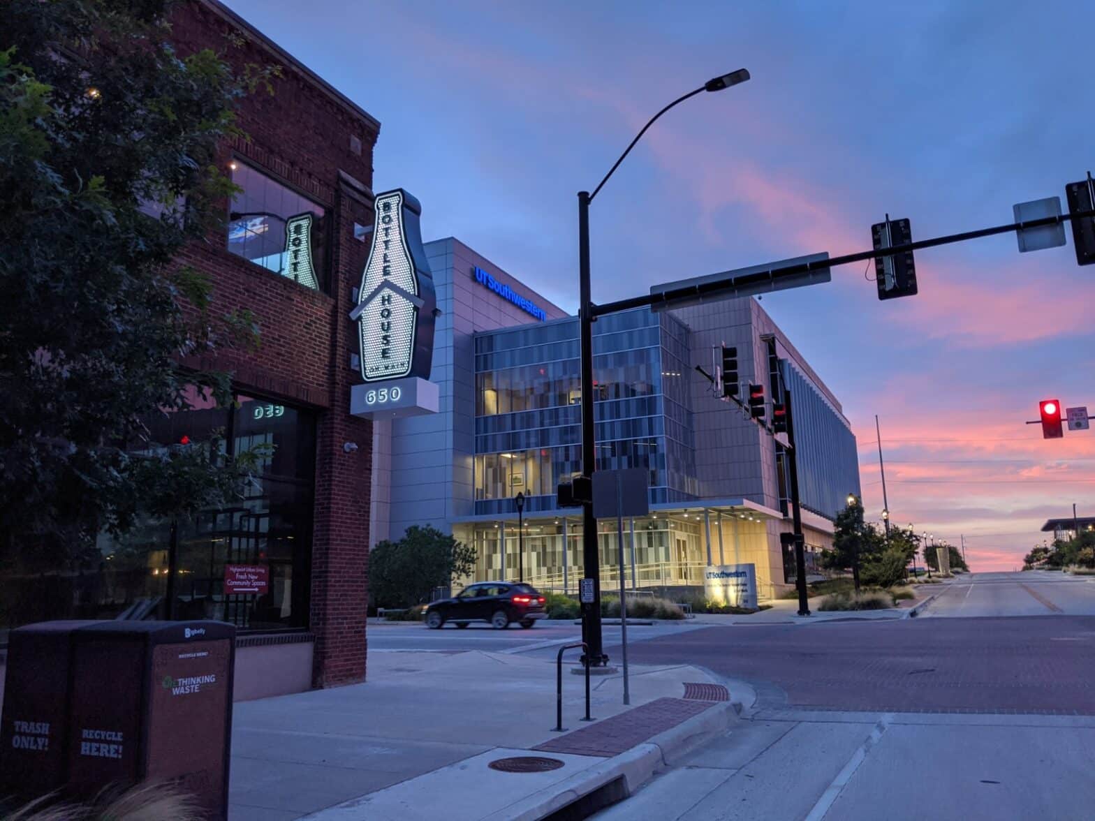 Commercial Sign Company Dallas-Fort Worth | Cowtown Graphics & Signs